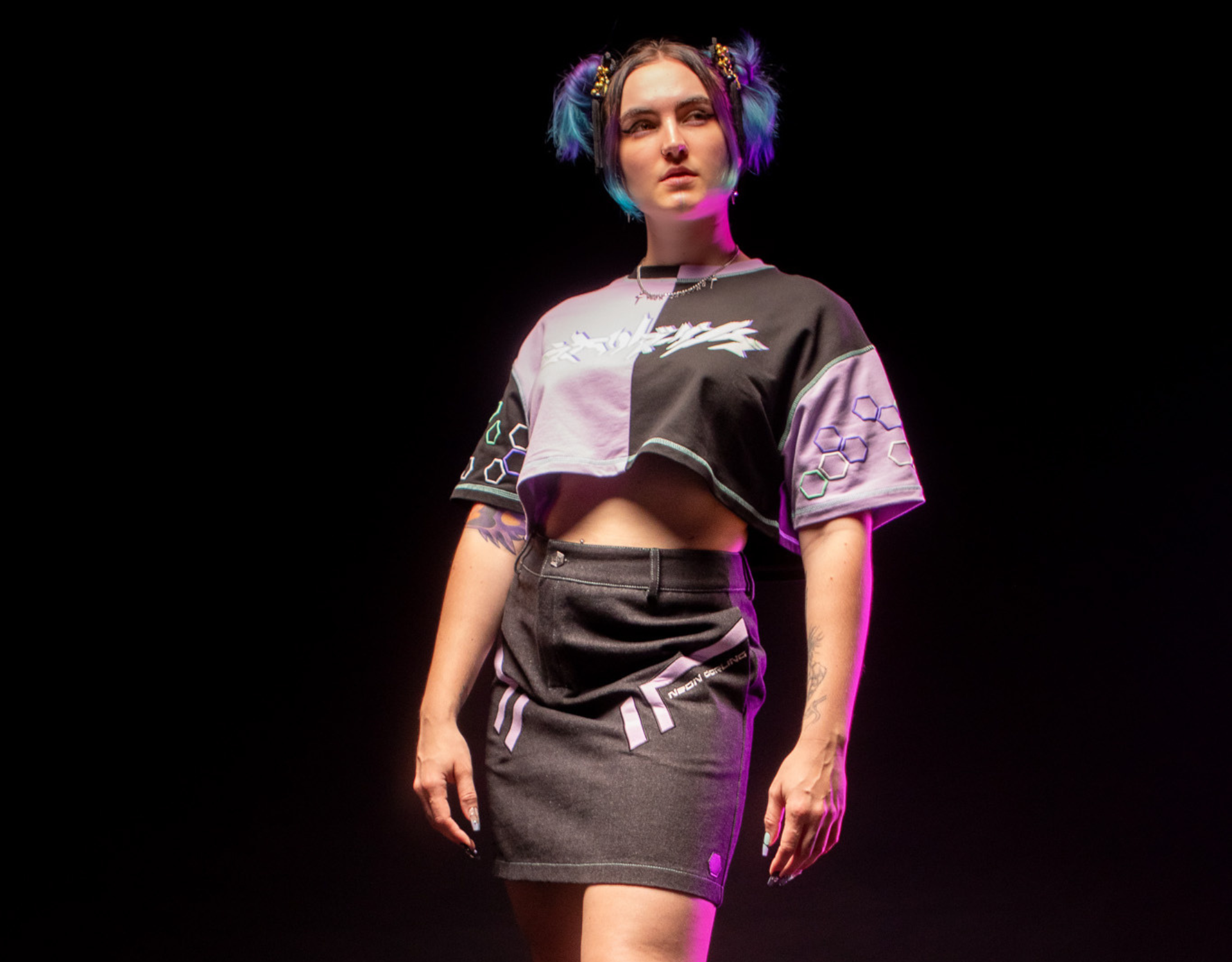 From Evangelion to Elegance: Neon Darling’s Glowing Rise – Colin Magazine